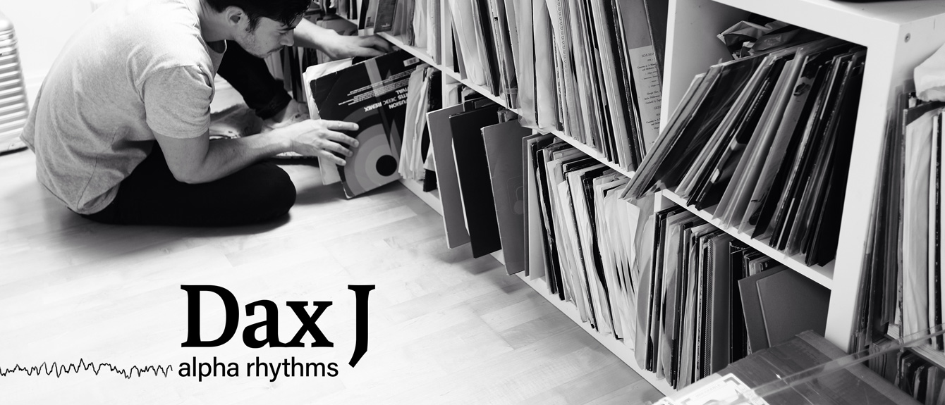 Dax J: Alpha rhythms · Feature RA