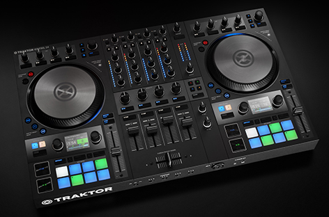 Traktor S4 Maschine Mikro