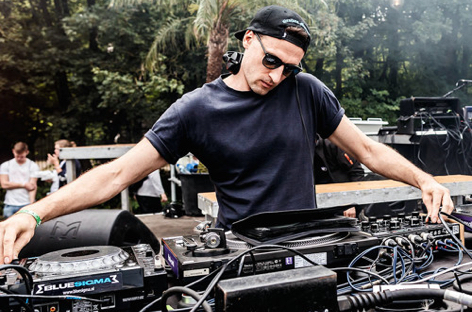 Vakula reveals new ambient album, Metaphors · News RA