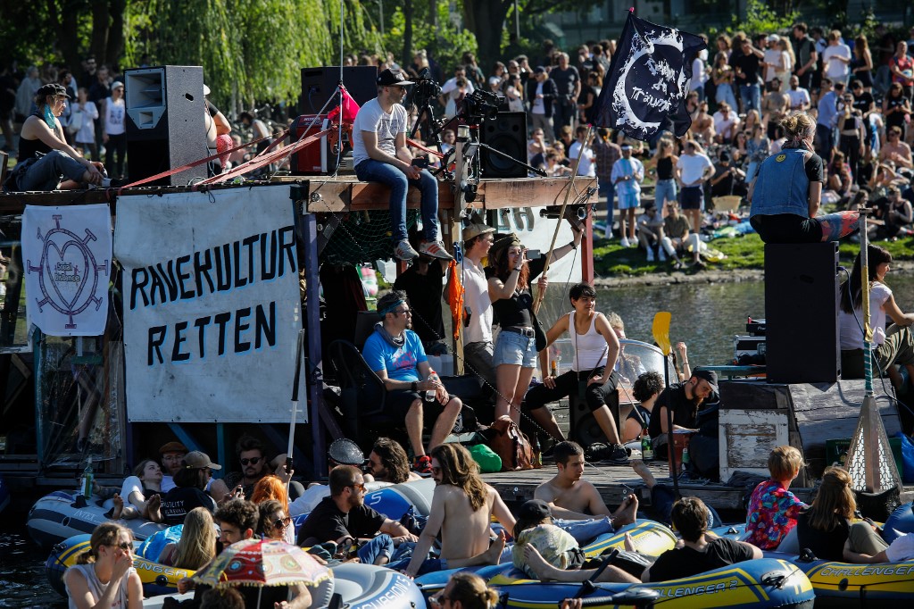 Berlin's senate seeks open-air spaces where local clubs can host ...