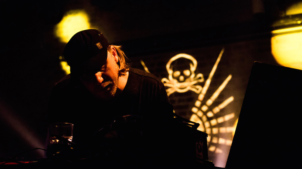 Radioactive Man announces 10-inch series, Sonicus Croniclus · News RA