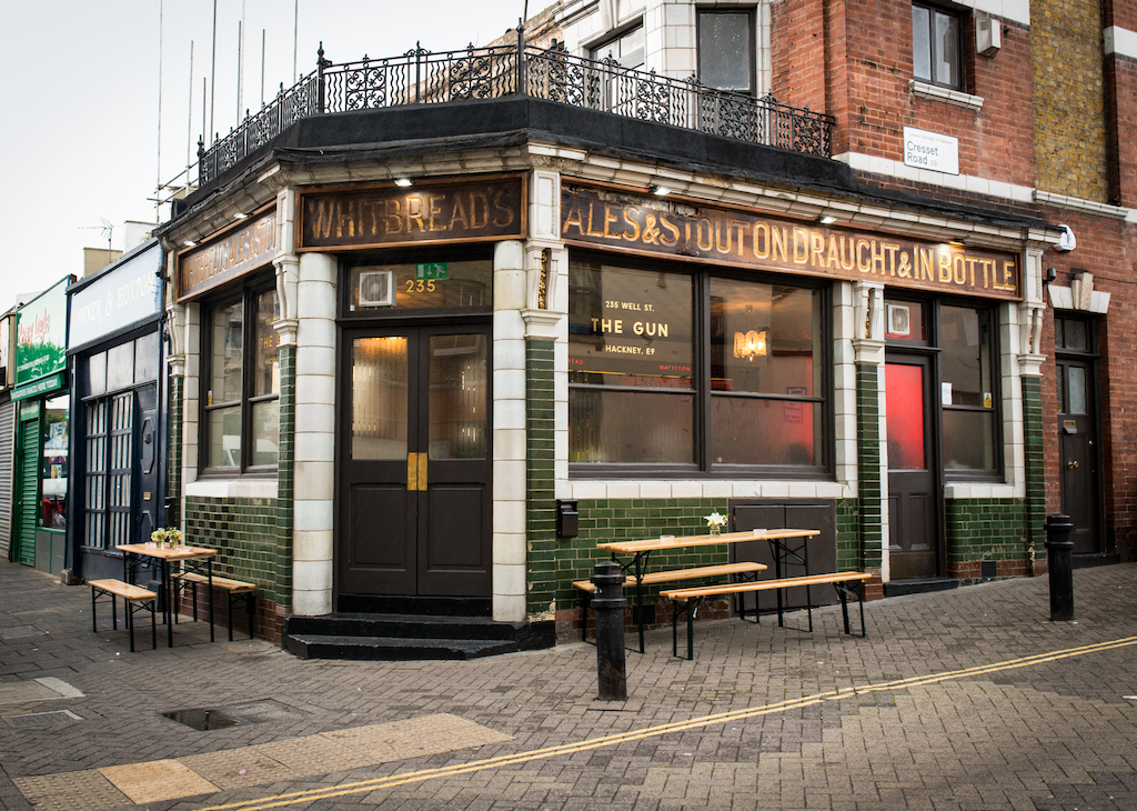 East London pub The Gun announces charity compilation with Róisín ...