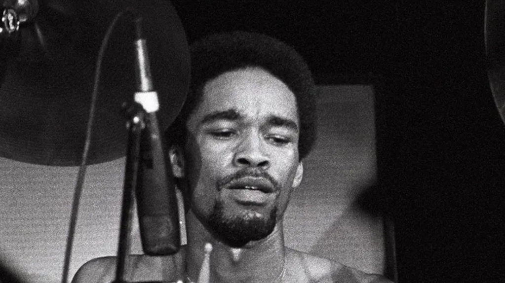 Earth, Wind & Fire drummer Fred White dies aged 67 · News RA