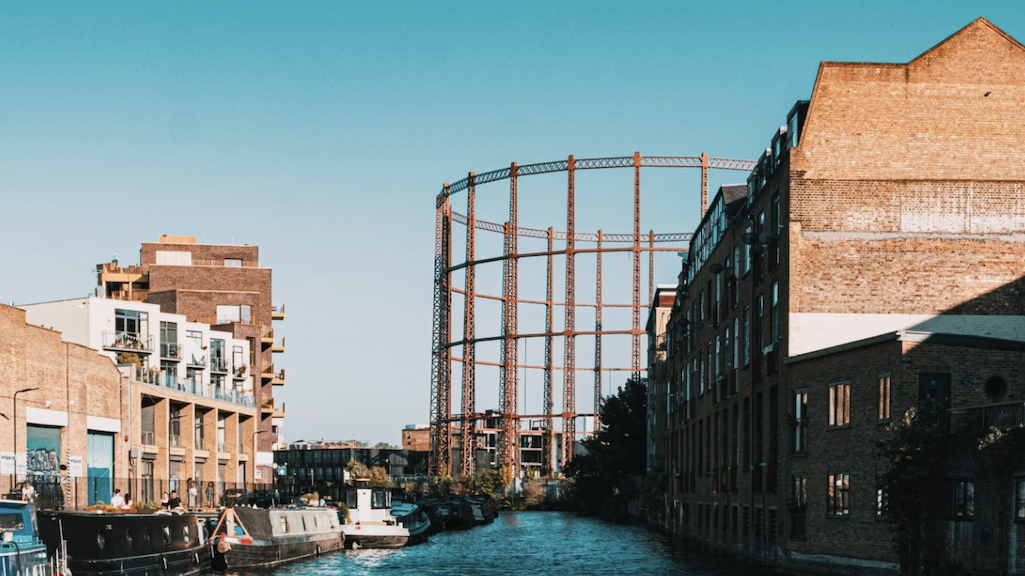 London's Oval Space changes owners, reopens as Oval Studios · News RA