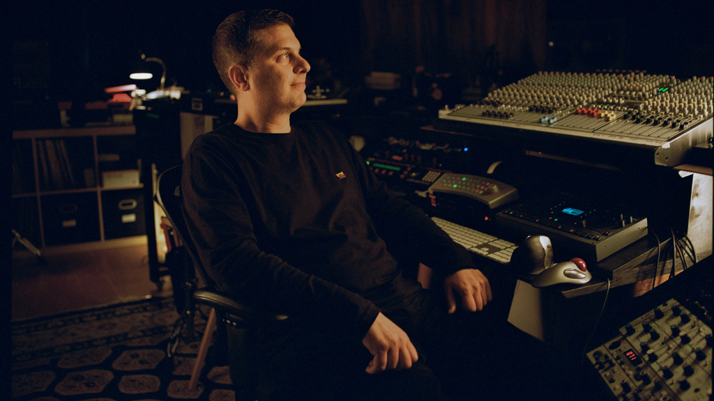 Students of veteran New York artist, engineer and teacher Phil Moffa ...