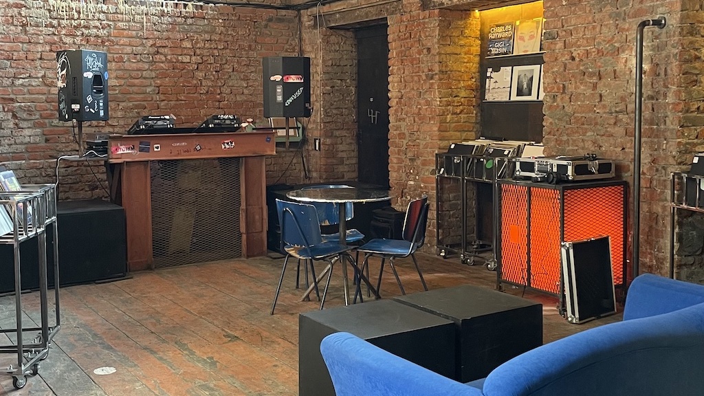 Tbilisi club Left Bank opens record shop, café and bookstore · News RA