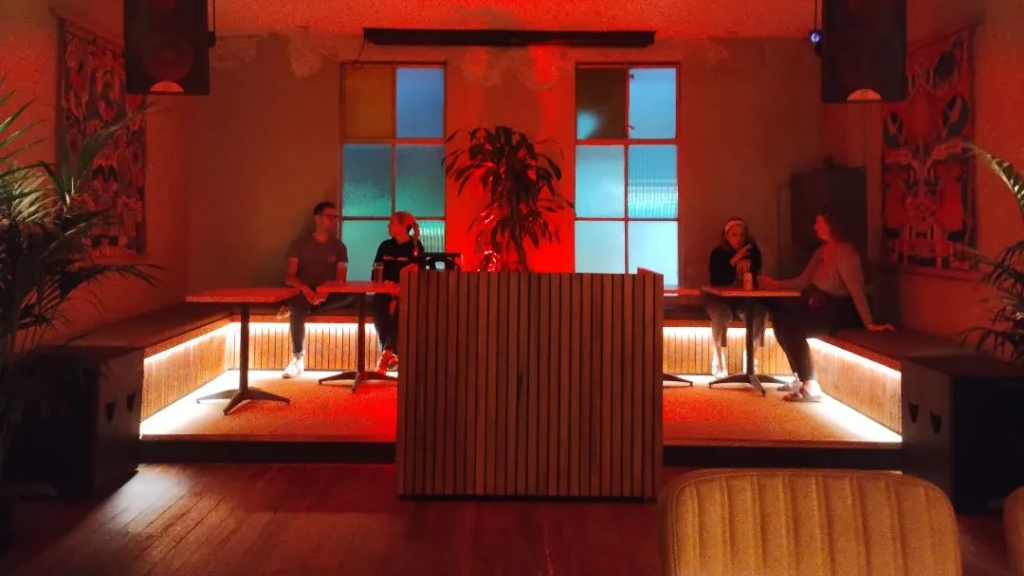 New bar and venue Misfits opens in Melbourne · News RA