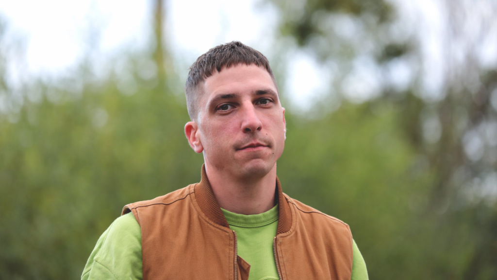 Mix Of The Day: Lewis Lowe · News RA