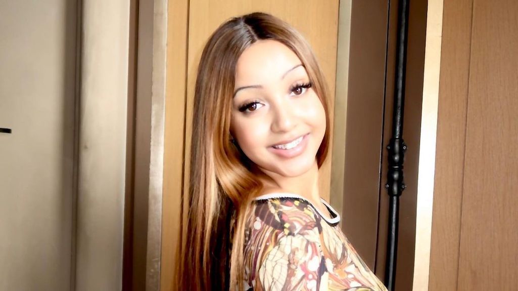 PinkPantheress guests on The Louis Theroux Podcast · News RA