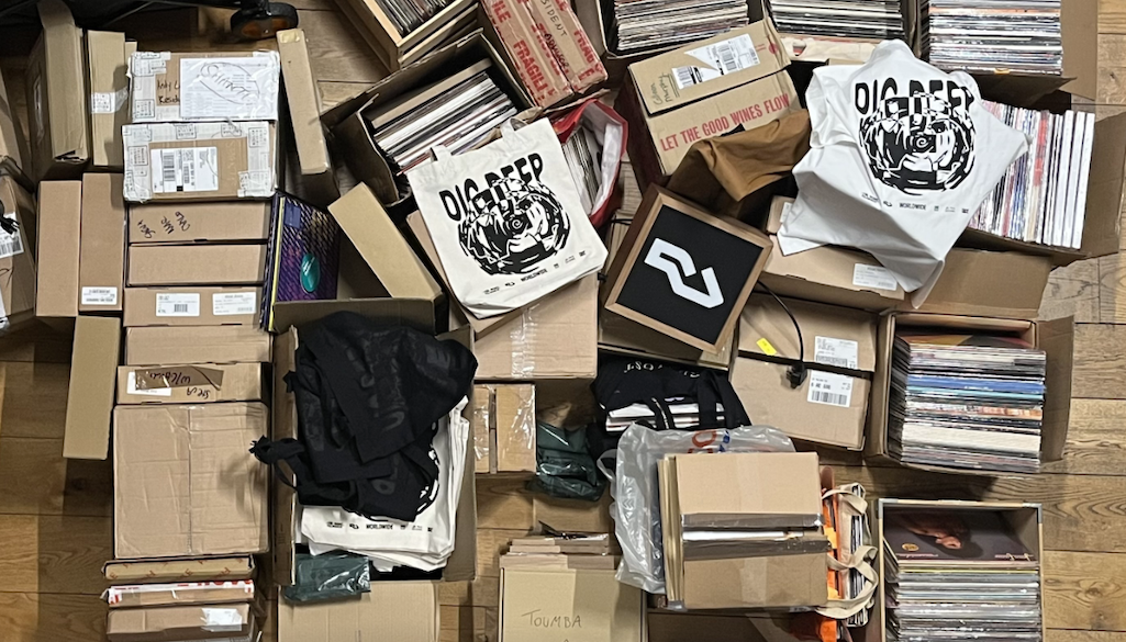 RA to host pop-up charity record shop, Dig Deep, at ADE · News RA