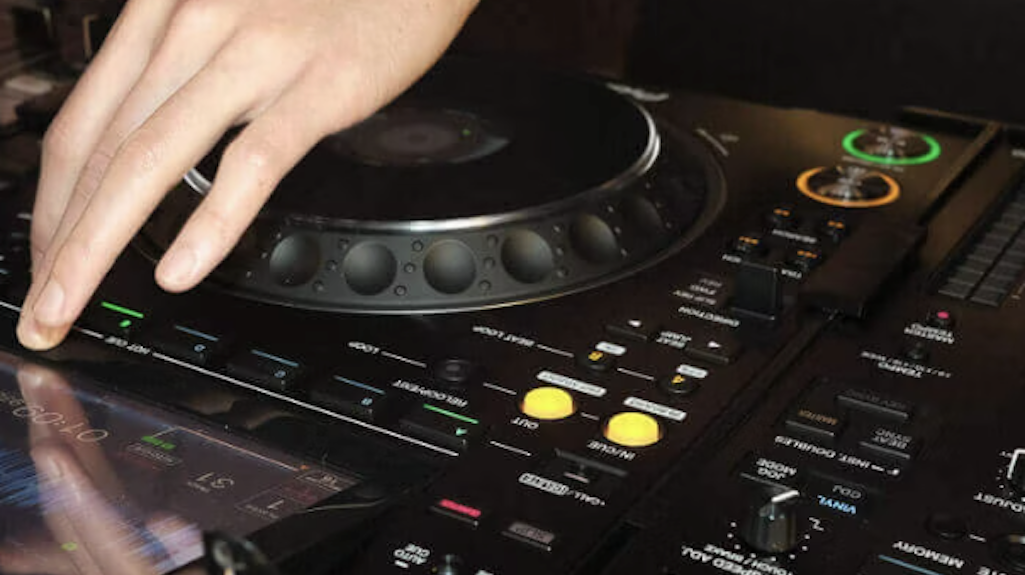 AlphaTheta suspends distribution of CDJ-3000 firmware update · News RA
