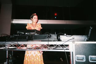 Adriana (1) · Artist Profile