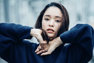 AKARI · Artist Profile