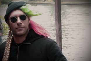 Alexander Stone · Artist Profile