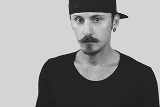 Alex Grandy · Artist Profile