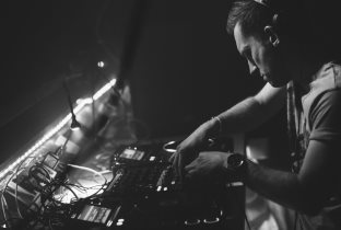 Andrew Best · Artist Profile