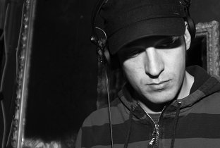 Andrew Hester · Artist Profile