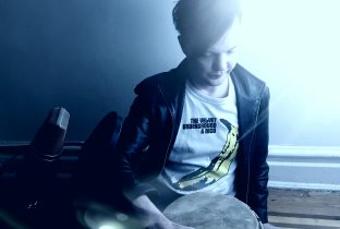 Andrew Hobold · Artist Profile