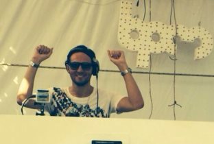 Andy Philp · Artist Profile