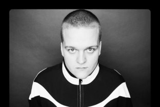 Árni · Artist Profile