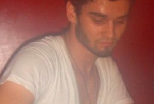 Beau Flood · Artist Profile