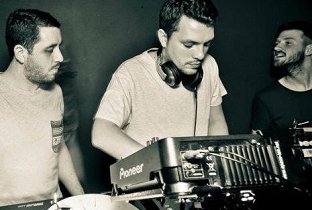 Ben Davis · Artist Profile