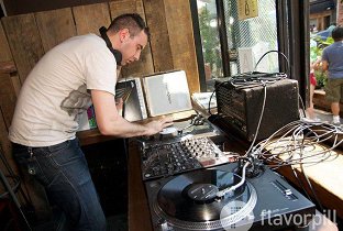 Chris Alker · Artist Profile