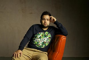 Chris James · Artist Profile