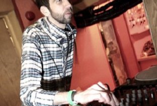 Chris McGee · Artist Profile