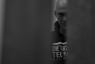 Clark Davis · Artist Profile