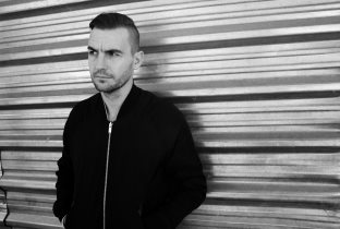 Corbi · Artist Profile