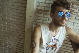 David Kiss · Artist Profile