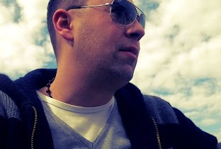 Divino · Artist Profile