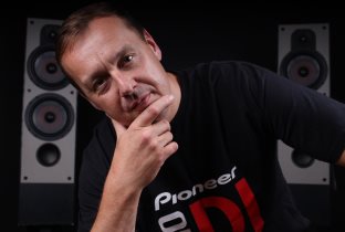 DJ Mark Anthony · Biography