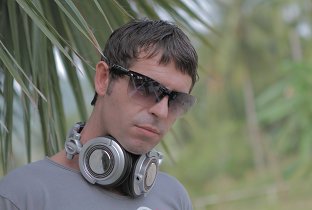 DJ Scottie · Artist Profile
