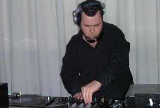 DJ Tsunami · Artist Profile