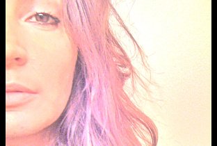 Eva · Artist Profile