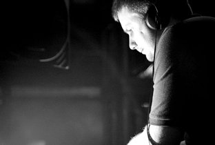 Evoy · Artist Profile
