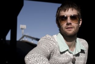 fRew · Artist Profile