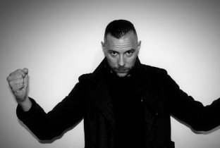 Gary Burrows · Artist Profile