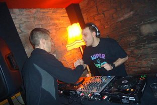 Gregor Scott · Artist Profile