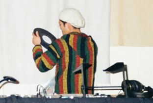 haLuka · Artist Profile