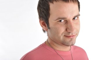 Izzo · Artist Profile