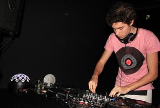 James Hunter · Artist Profile