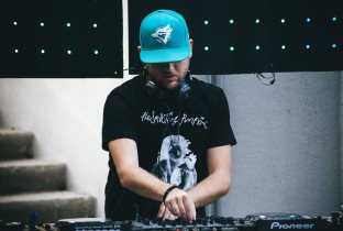 Jeff Button · Artist Profile