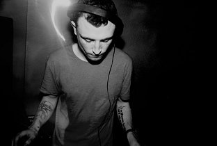 Joey Nelson · Artist Profile