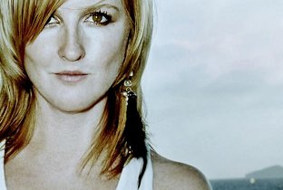 Jo Mills · Artist Profile