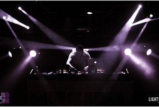 Laurie Neil · Artist Profile