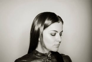 Livier · Artist Profile