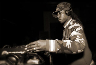 Loxy · Artist Profile